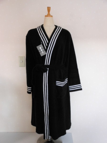 SILVER OX 日本製 ガウン 男性用 M 黒(パジャマ)｜売買されたオークション情報、yahooの商品情報をアーカイブ公開 - オークファン（aucfan.com）