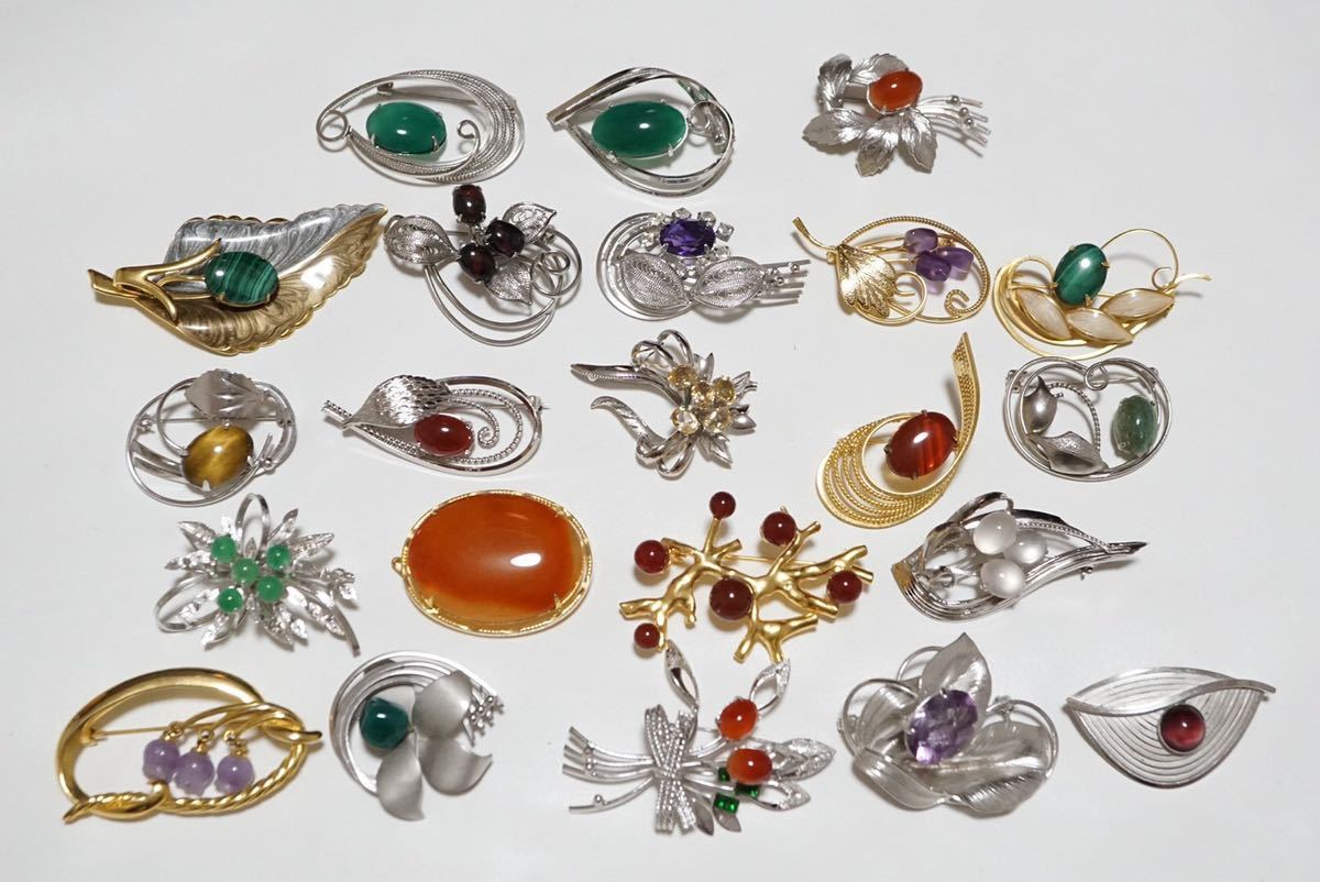 C819 アメジスト シトリンなど 全て天然石 ヴィンテージ ブローチ 22点 アクセサリー カラーストーン 大量 まとめて おまとめ まとめ ...