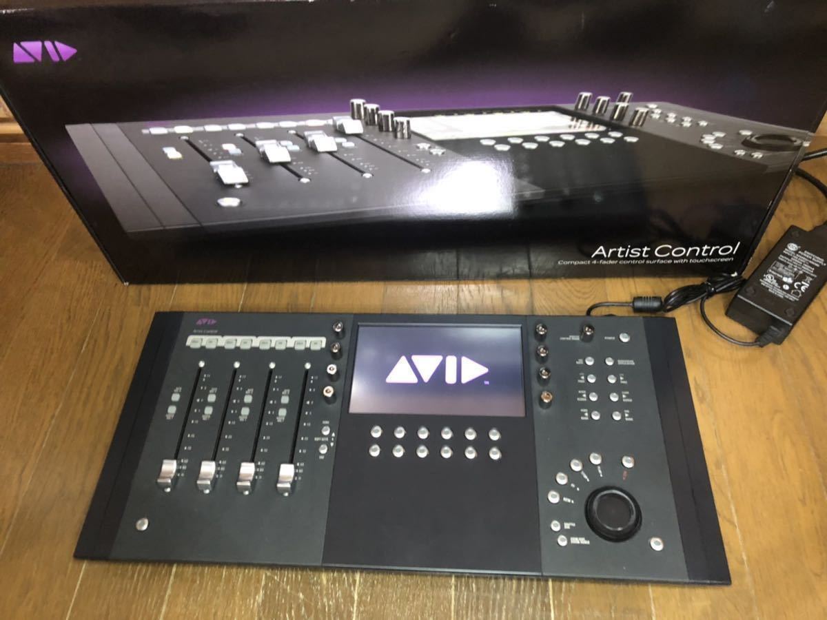AVID Artist Control Compact 4-fader control surface with touchscreen ...