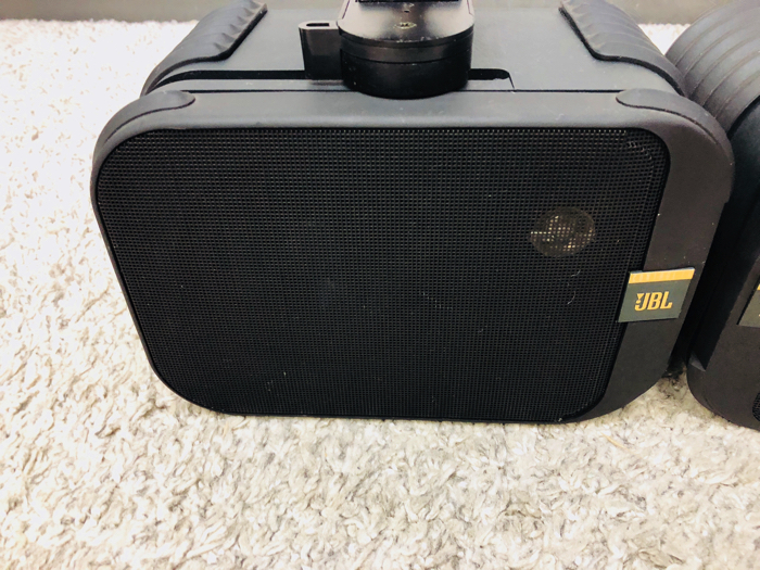 JBL Control LA / ジェイビーエル スピーカー ペア シリアル同番 TK(スピーカー本体)｜売買されたオークション情報、yahooの商品情報をアーカイブ公開 - オークファン ...