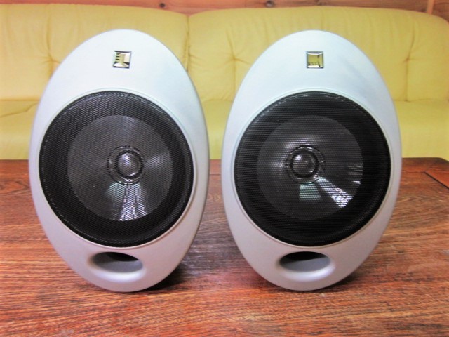 KEF 小型サテライトスピーカー2台 HTS2001 現状品(KEF)｜売買されたオークション情報、yahooの商品情報をアーカイブ公開 ...
