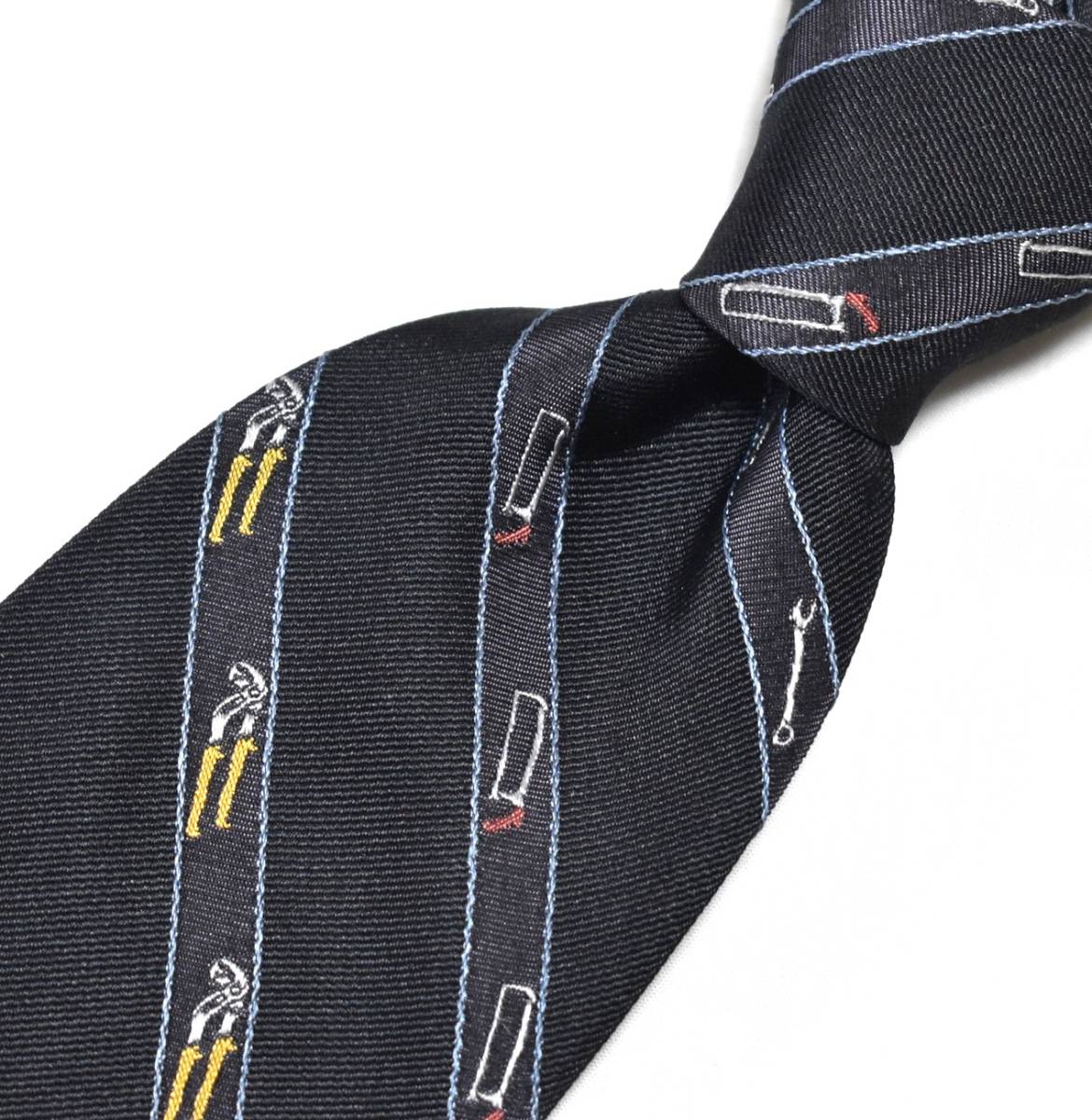 A778 DKNY ネクタイ パターン柄(ネクタイ)｜売買されたオークション情報、yahooの商品情報をアーカイブ公開 - オークファン（aucfan.com）