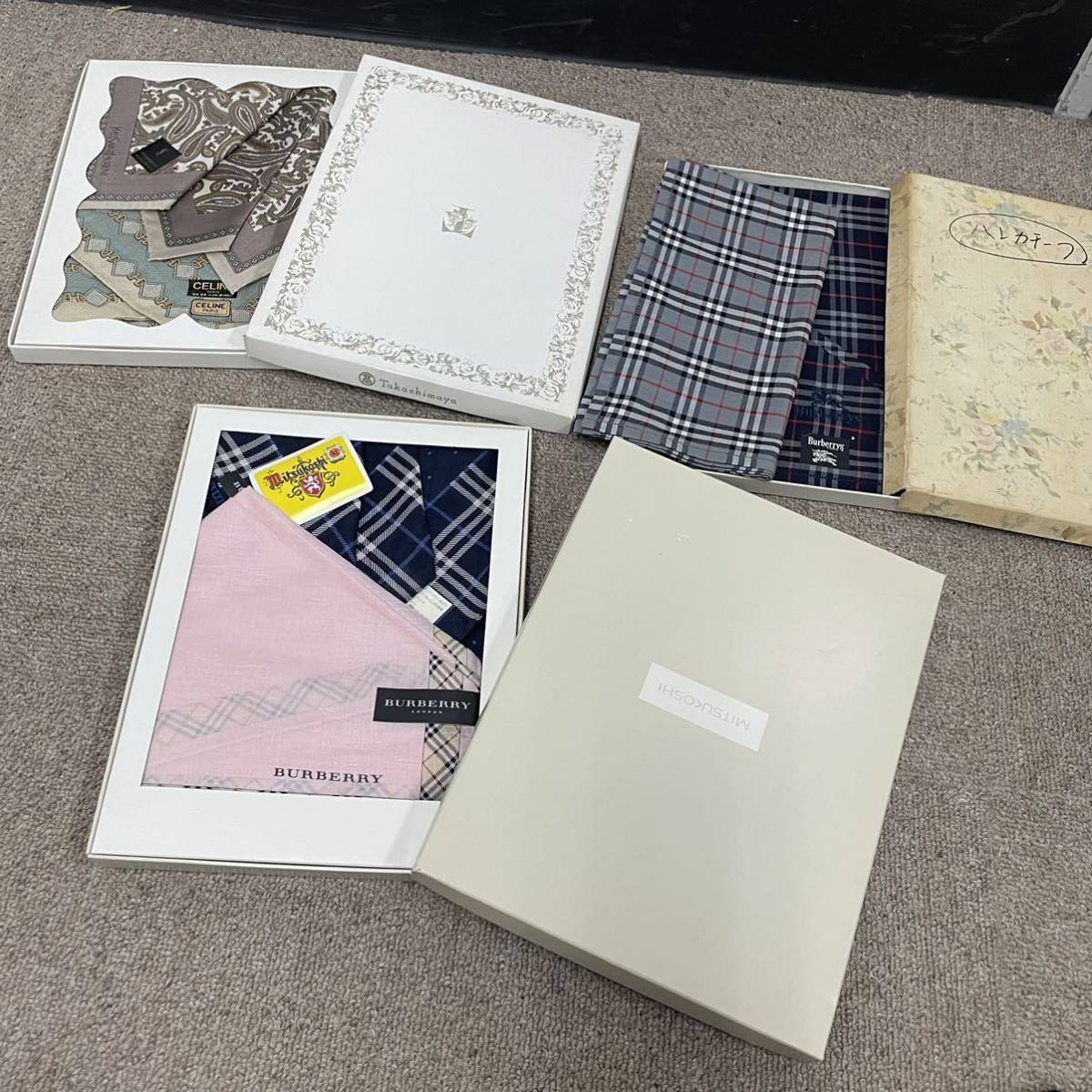 1スタ ブランド品ハンカチまとめ売り FENDI BURBERRY YSL CELINE(女性用)｜売買されたオークション情報、yahooの商品情報をアーカイブ公開 - オークファン ...