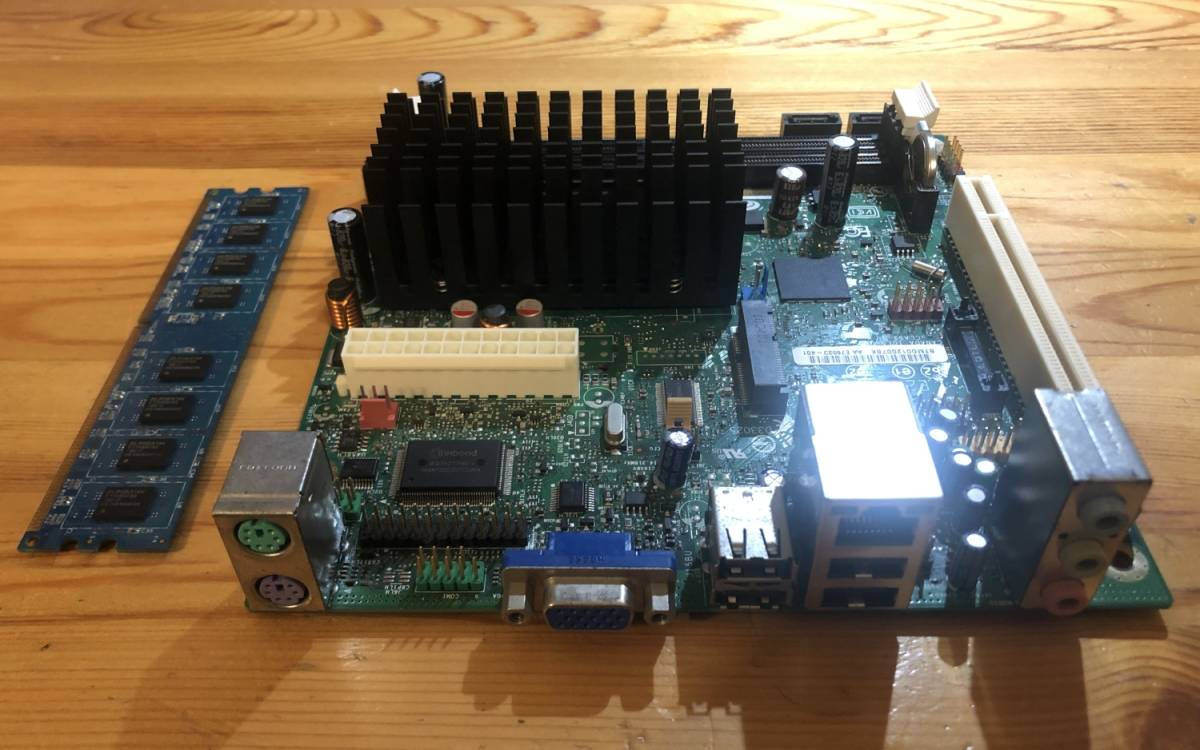 Intel D510MO Atom D510 ファンレスMini-ITXマザーボード ＋おまけ メモリ2GB(インテル)｜売買された ...