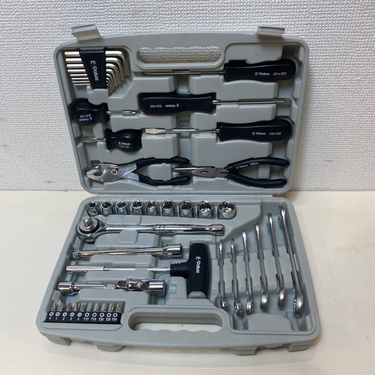 品 ETS-45G ガレージツールセット バイク 自動車メンテナンス用 E-Value Jr. 45点組 工具セット DIY 現状品(工具セット)｜売買されたオークション情報、yahooの商品 ...