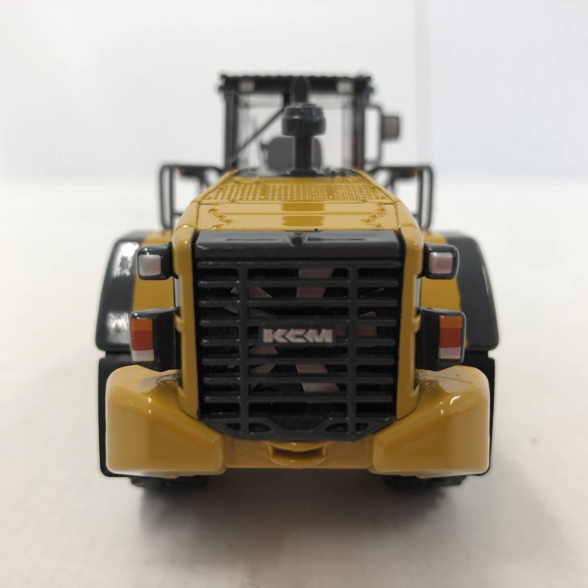 Kawasaki KCM WHEEL LOADER 90 Z7 ホイールローダー 1/50スケール ダイキャストモデル ミニカー 開封品 破損 ...