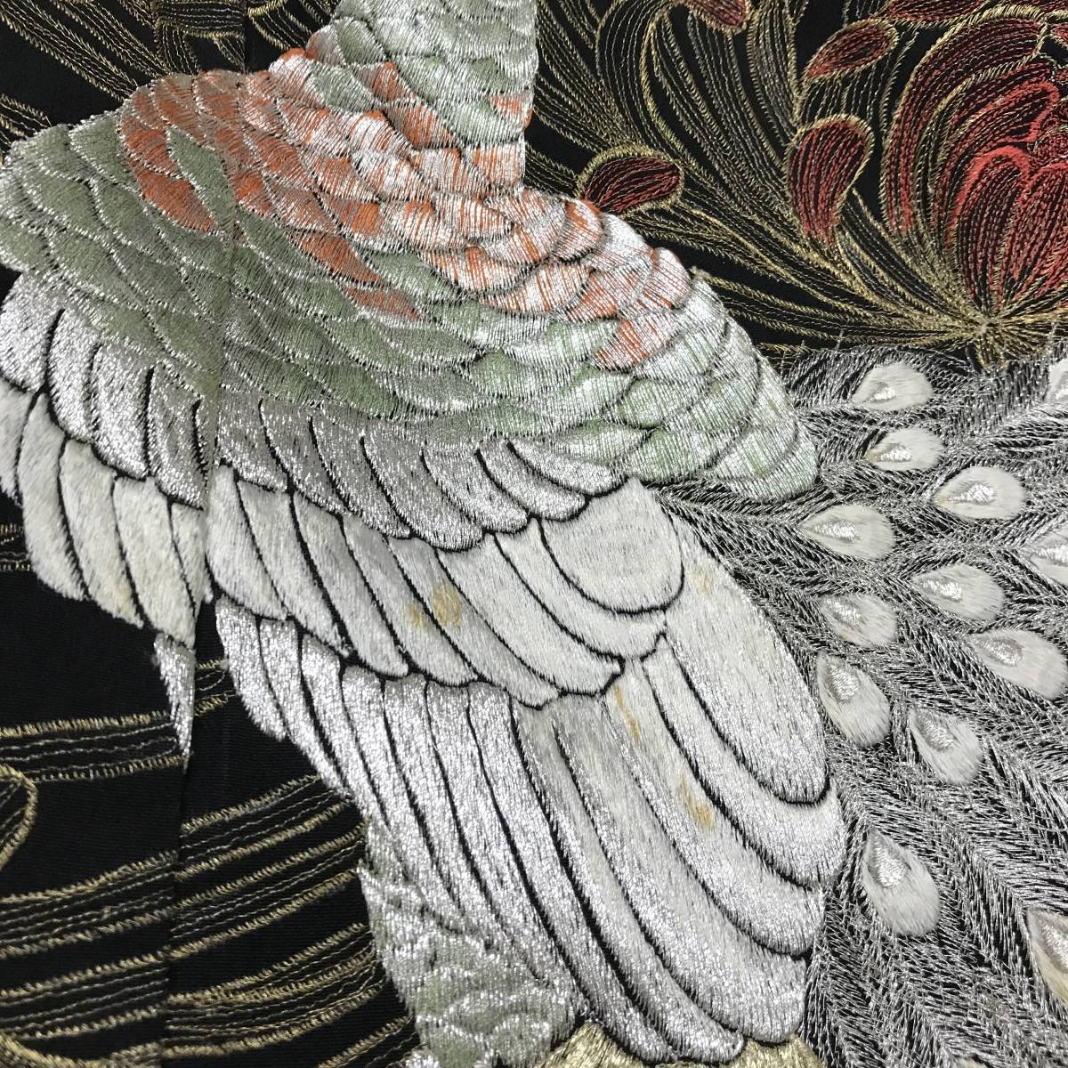 Wny2 37 豪華黒留袖 総刺繍孔雀留袖 黒地 正絹 金糸 銀糸 孔雀 レトロ アンティーク 昭和レトロ 大正浪漫 リメイク 礼装 和装 着物 留袖 ｜売買されたオークション情報、yahoo