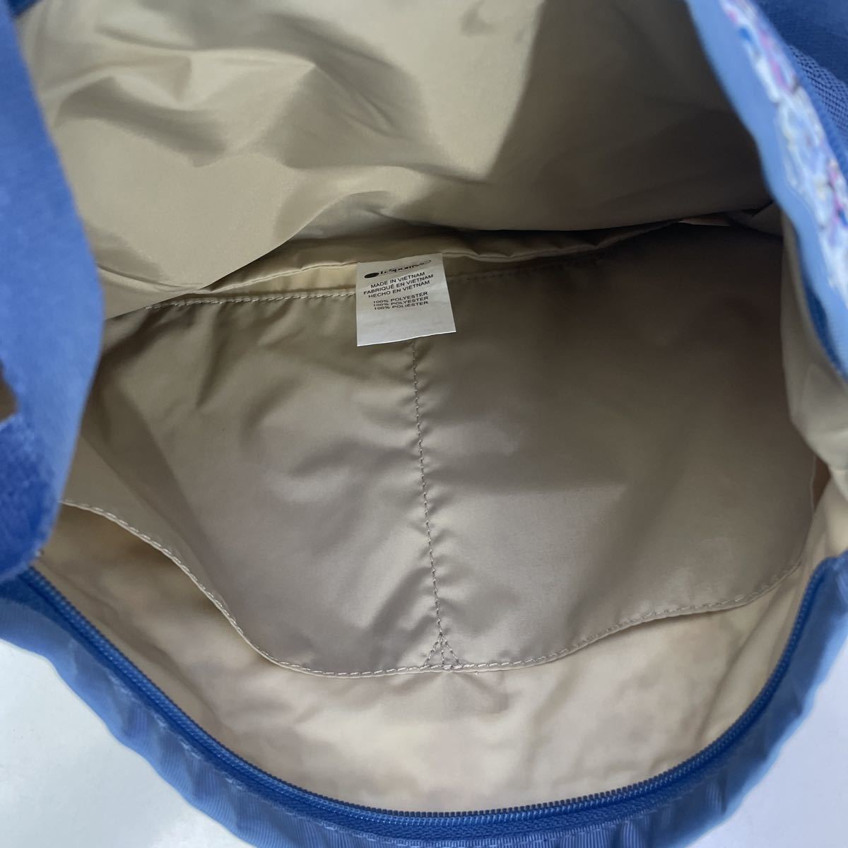 LeSportsac レスポートサック ショルダーバッグ 3352-E148 展示品 ＃947(ショルダーバッグ)｜売買されたオークション情報、yahooの商品情報をアーカイブ公開 ...