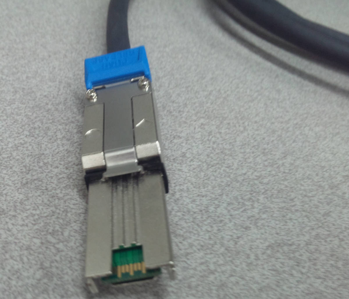 Dell SAS ケーブル SFF-8088 PowerEdge PowerVault MD1200 MD1220 MD3200 MD3220 ...