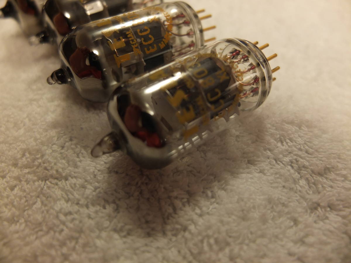 Tesla製ECC803S(チェコソロバキア) 12AX7 4本金足 1970年製真空管 通電確認済 完動美品｜家電、AV、カメラ