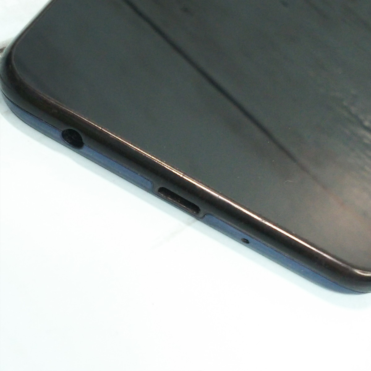 au LG it LGV36 モロッカンブルー 本体 白ロム 訳あり 565555(Android)｜売買されたオークション情報、yahooの ...