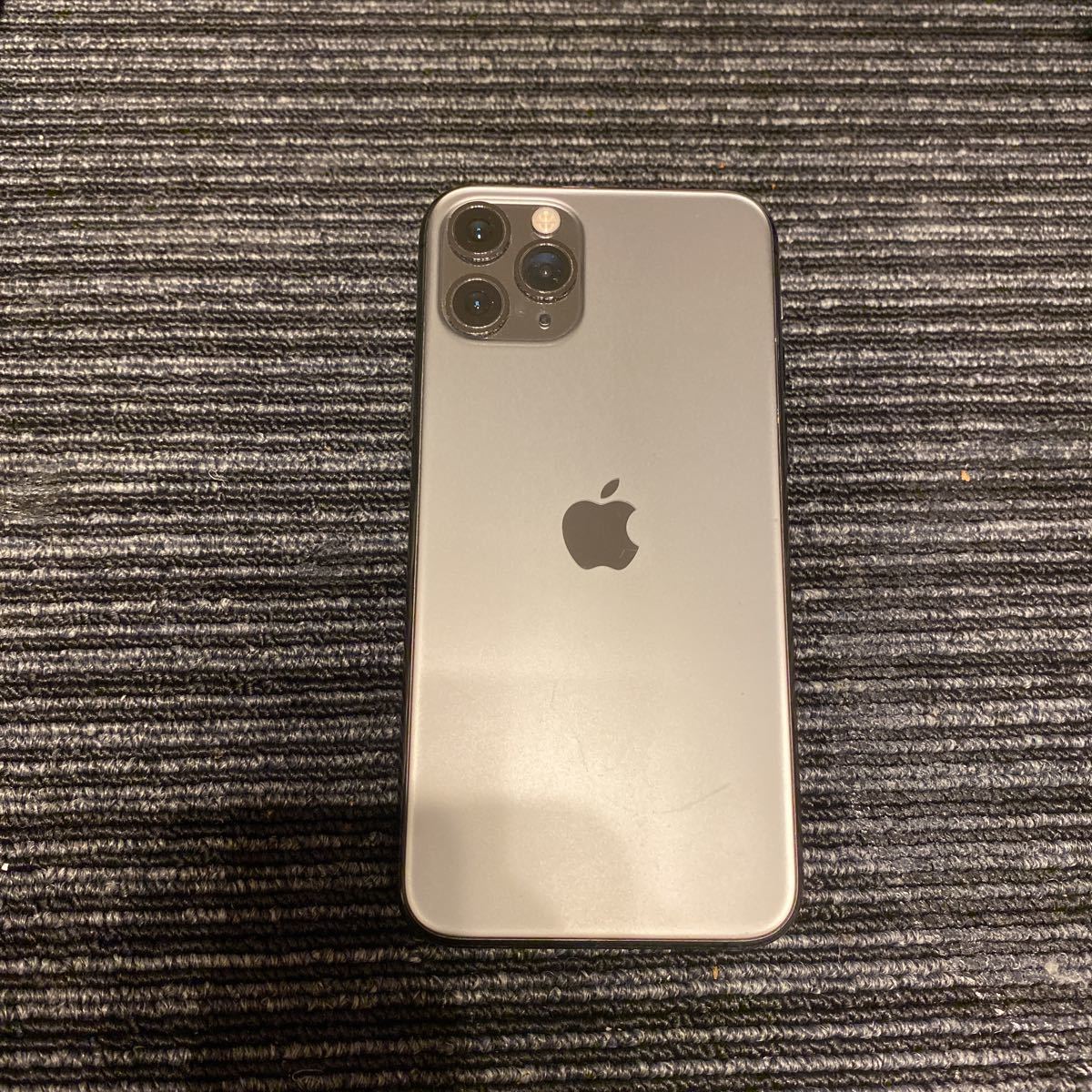 iPhone11pro 256G ブラックApple(iPhone)｜売買されたオークション情報、yahooの商品情報をアーカイブ公開 - オークファン（aucfan.com）