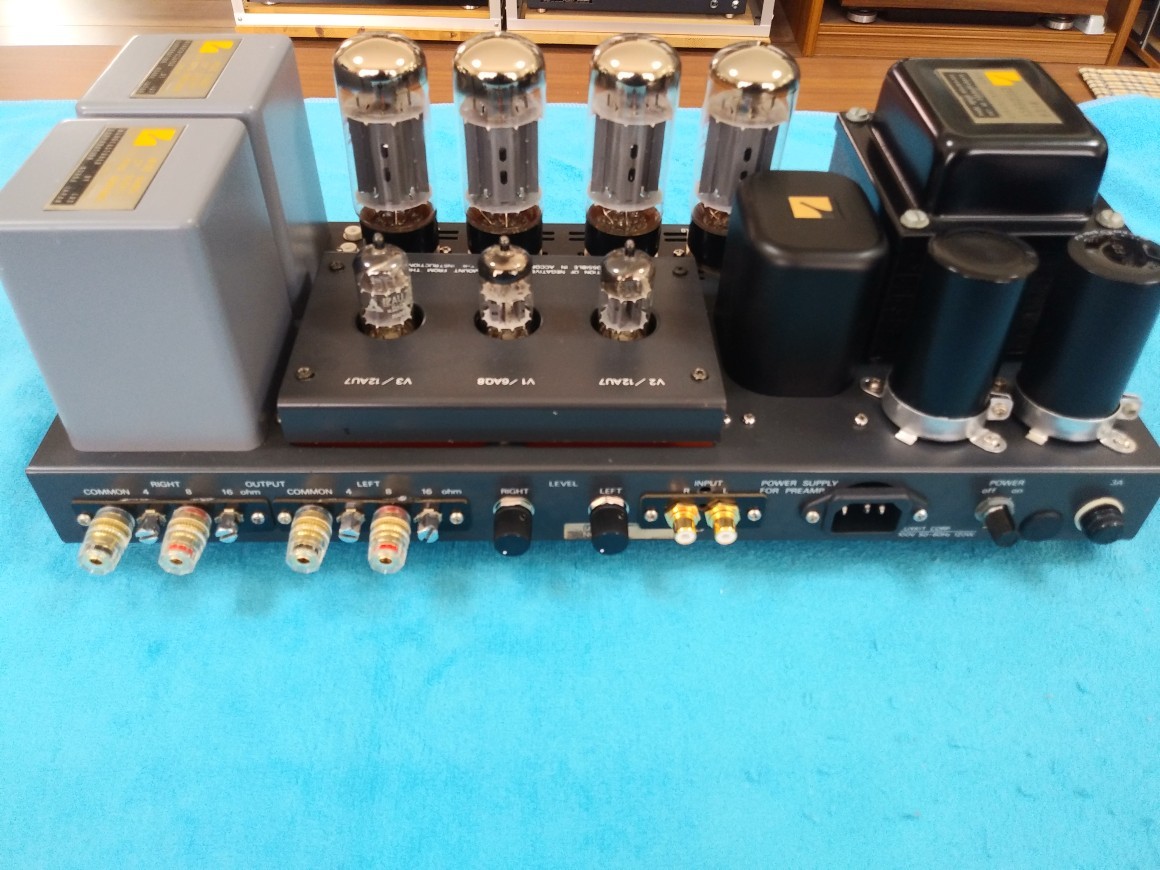 LUXKIT A2500 改造 5881A PP 差動アンプ(本体)｜売買されたオークション情報、yahooの商品情報をアーカイブ公開 ...