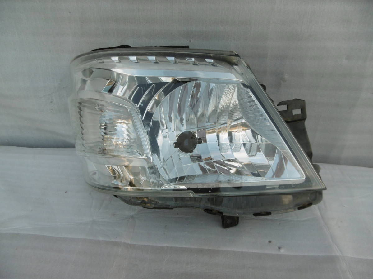 平成24年 NV350 キャラバン CBF- VR2E26 E26 純正 右ヘッドライト ICHIKOH H021 .(ヘッドライト)｜売買さ ...