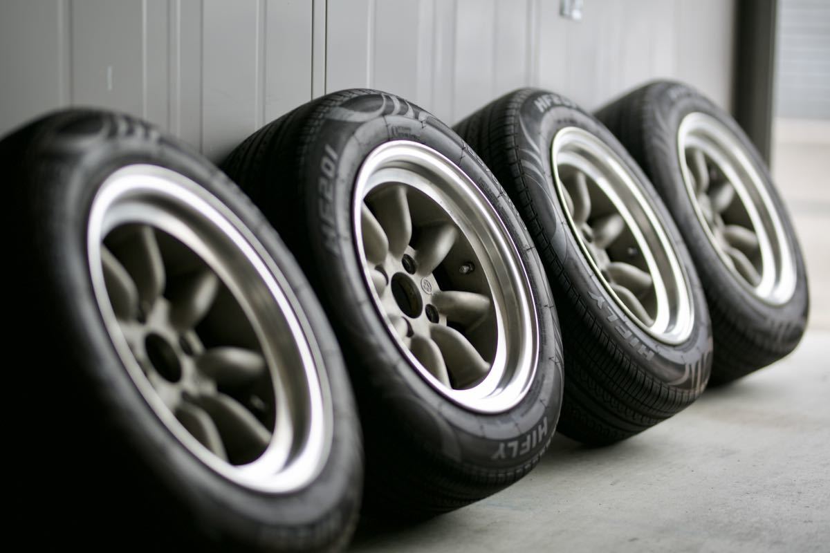 ユーノスロードスターNA6用ワタナベ7J+8 PCD100 185/60R13バリ溝(ラジアルタイヤ)｜売買されたオークション情報、yahoo ...