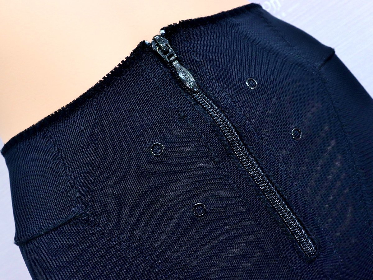 CE5-A99 //フロントチャック グラマーサイズ82 スッキリ美脚GET ロングガードル 一番安価 送料はゆうパケット250円(XLサイズ ...