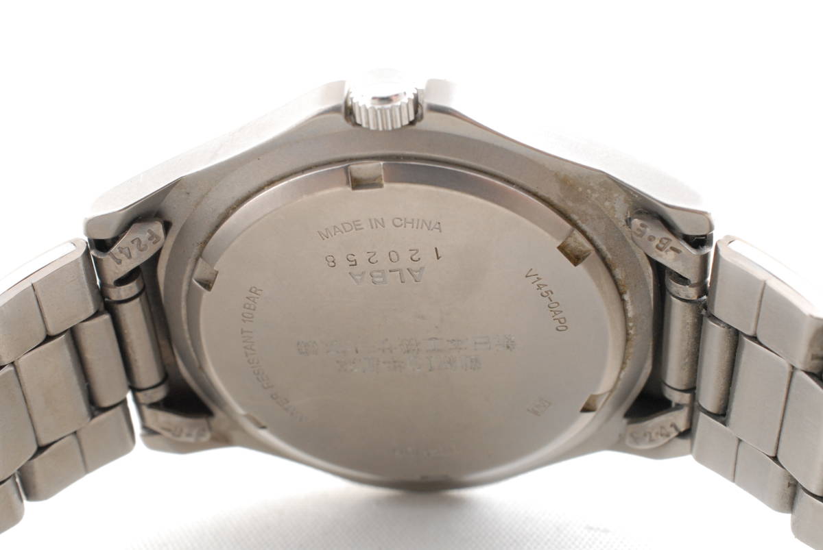 並品 保障付 SEIKO ALBA Solar Titanium 100m Quartz Date Arabic Watch V145 ...