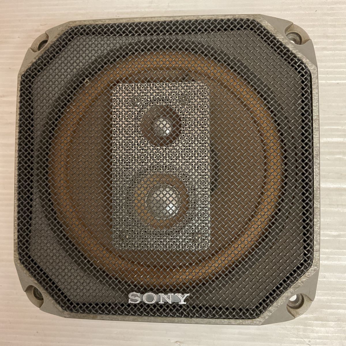 旧車 SONY ソニー STRONTIUM 車載 スピーカー3WAY SPEAKER XS-618(その他)｜売買されたオークション情報、yahooの商品情報をアーカイブ公開 - オークファン ...