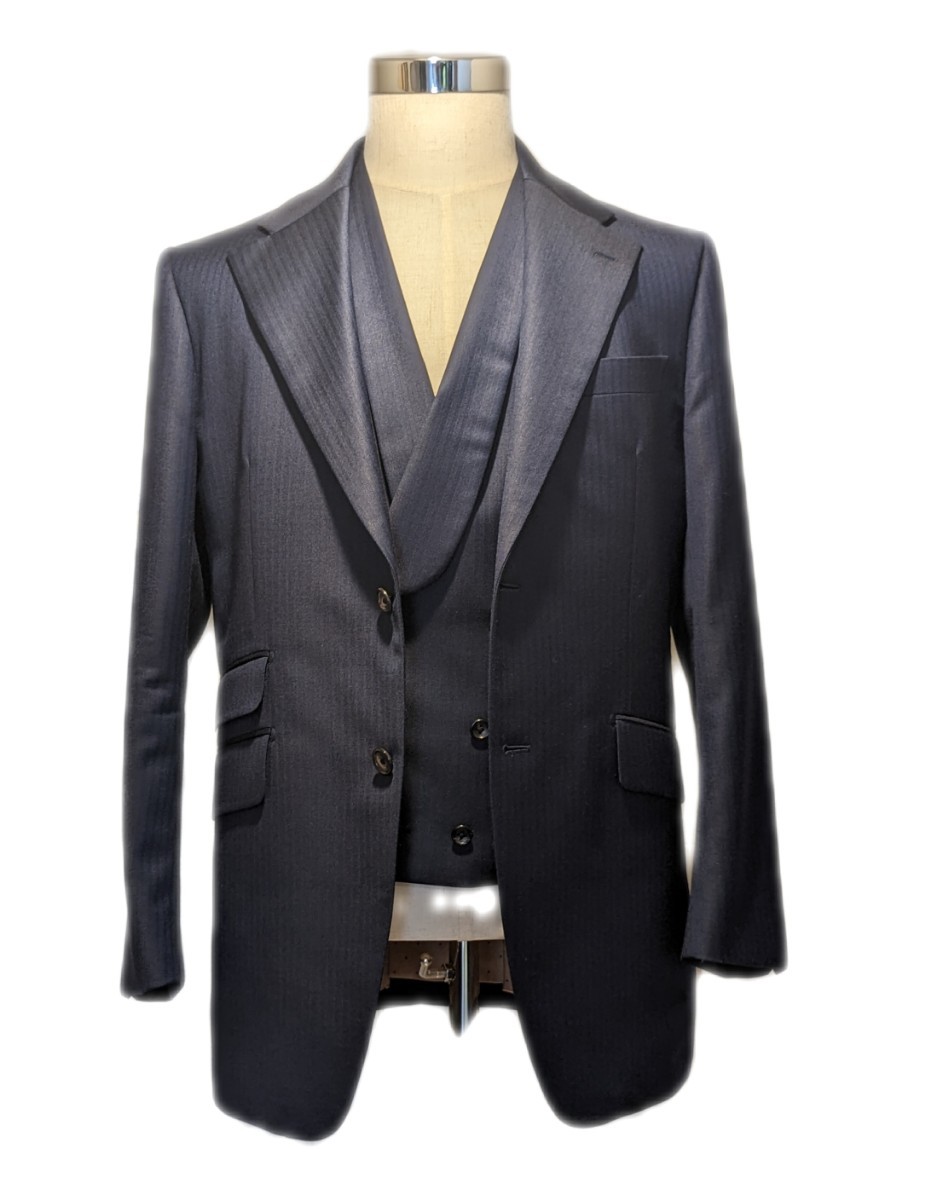 スキャバル スリーピーススーツ SCABAL ネイビー(Lサイズ)｜売買されたオークション情報、yahooの商品情報をアーカイブ公開 - オークファン（aucfan.com）