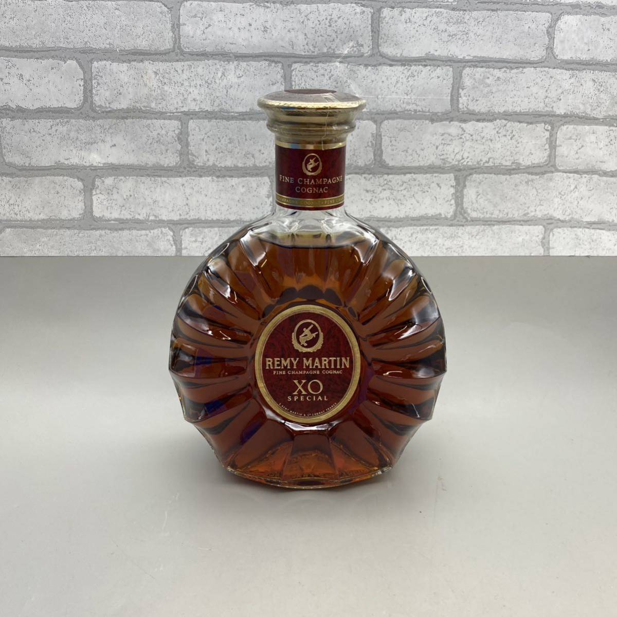 酒V-1 REMY MARTIN XO SPECIAL レミーマルタン エックスオー スペシャル コニャック 700ml 40％ 古酒 洋酒 酒(レミーマルタン)｜売買されたオークション情報 ...