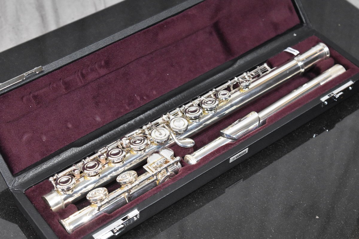YAMAHA/ヤマハ フルート YFL-412 Eメカ SILVER 925刻印入り(フルート)｜売買されたオークション情報、yahooの商品情報をアーカイブ公開 - オークファン ...