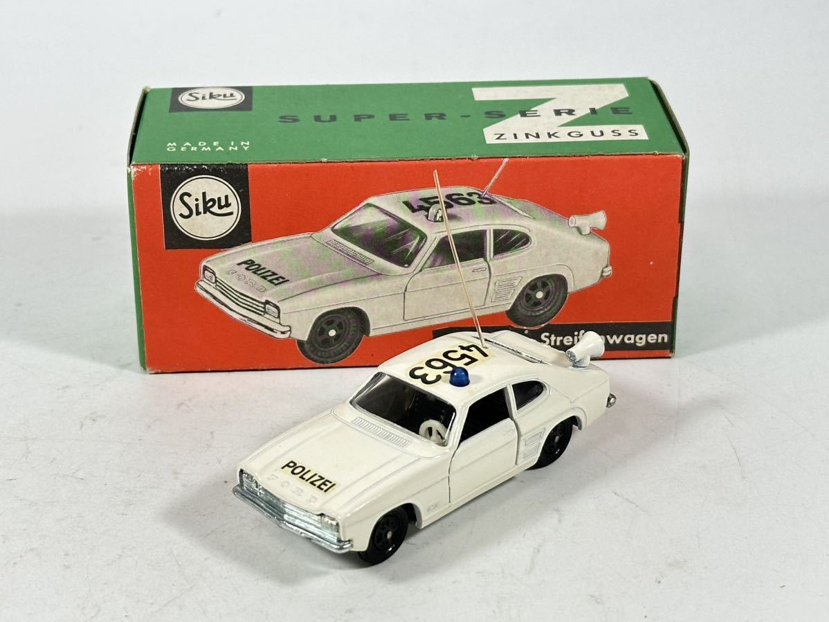 s520 Siku SUPER-SERIE ZINKGUSS V235 Autobahn-Streifenwagen ジク FORD ...