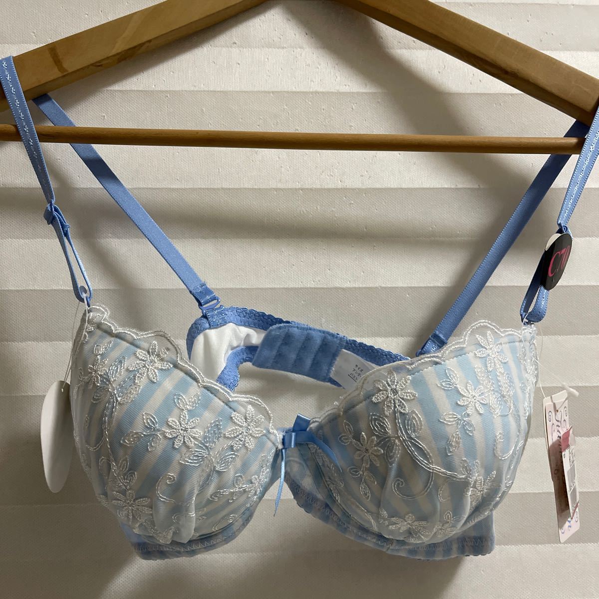 定価1290 Tiarra Dream ブラジャー サイズ C70(70)｜売買されたオークション情報、yahooの商品情報をアーカイブ公開 ...