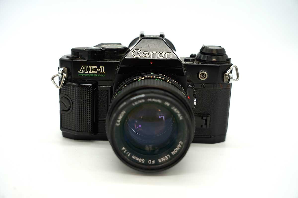 Canon AE-1P PROGRAM + New FD 50mm F1.4 MF一眼レフ フイルムカメラ 標準レンズ(キヤノン)｜売買された ...