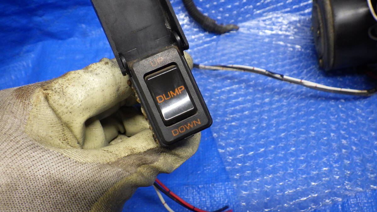 ダンプ車用 SHIMADZU 島津 DPFシリーズ 油圧ポンプ DPF1.7K209BM1HF553U 12V 400-50555-53 ...