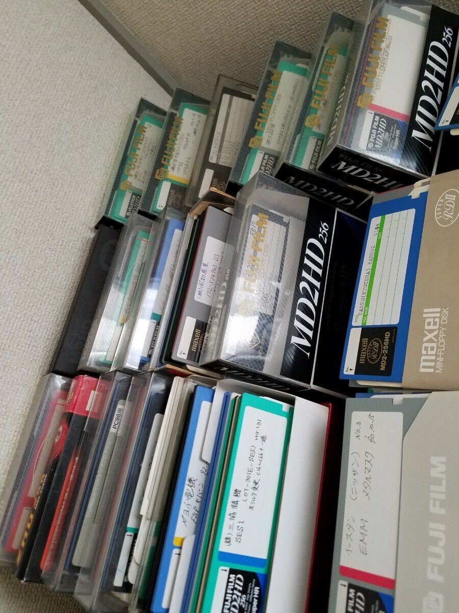 蔵出 当時物 大量 ジャンク フロッピー ディスク まとめて セット FUJIFILM SUPER HR ケース MD2HD maxell ...
