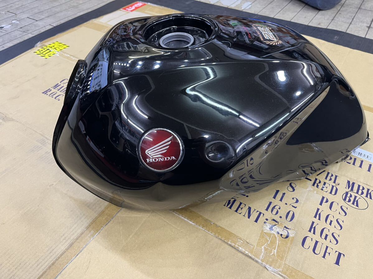 ホンダSC54 CB1300SF フューエルタンク 2016年(ホンダ用)｜売買されたオークション情報、yahooの商品情報をアーカイブ公開 ...