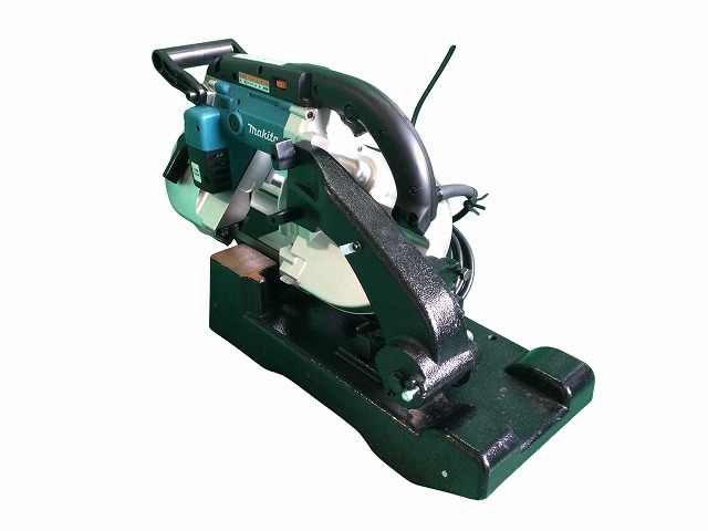 makita マキタ 100V ポータブルバンドソー 2107FW 台座付き 115mm ライト 変則 鉄筋カッター 切断機 92476(メタ ...