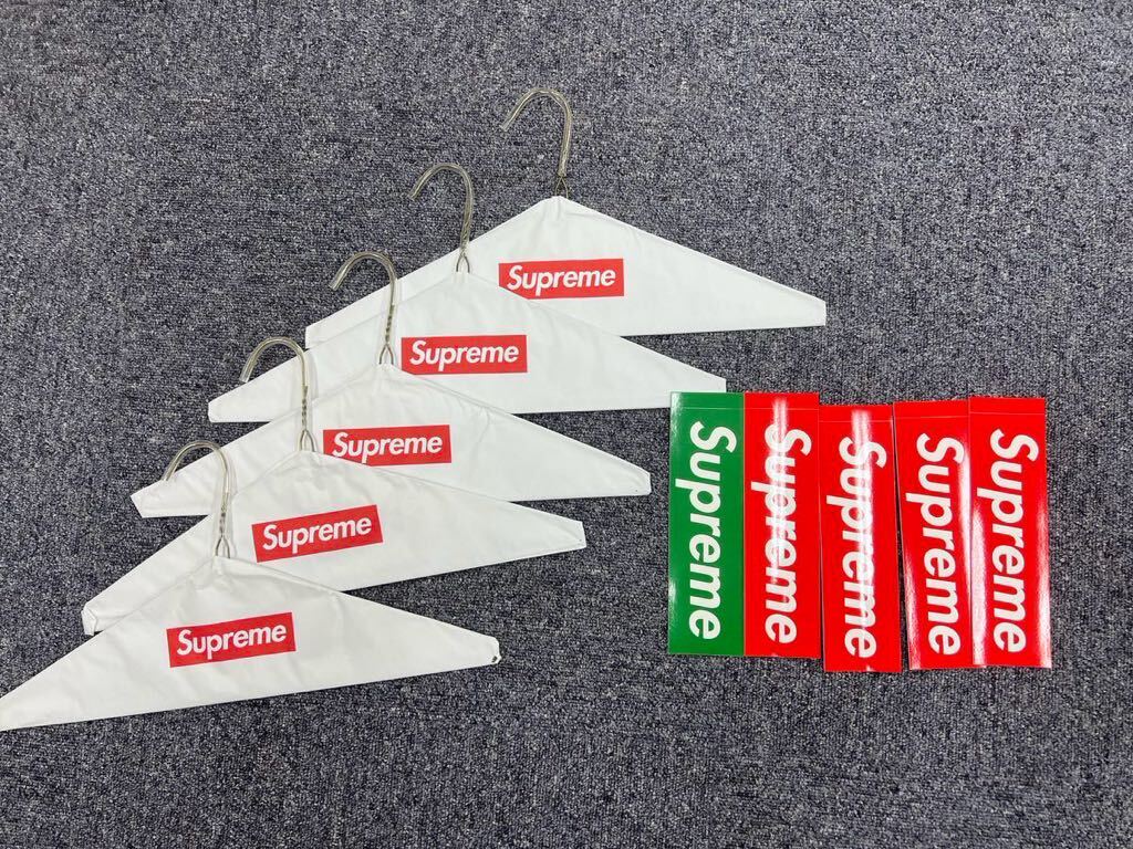まとめ売り Supreme FW24 Box Logo シュプリーム ハンガー 5個+ステッカー ボックスロゴ 緑 1枚+グリーン 赤 レッド ...