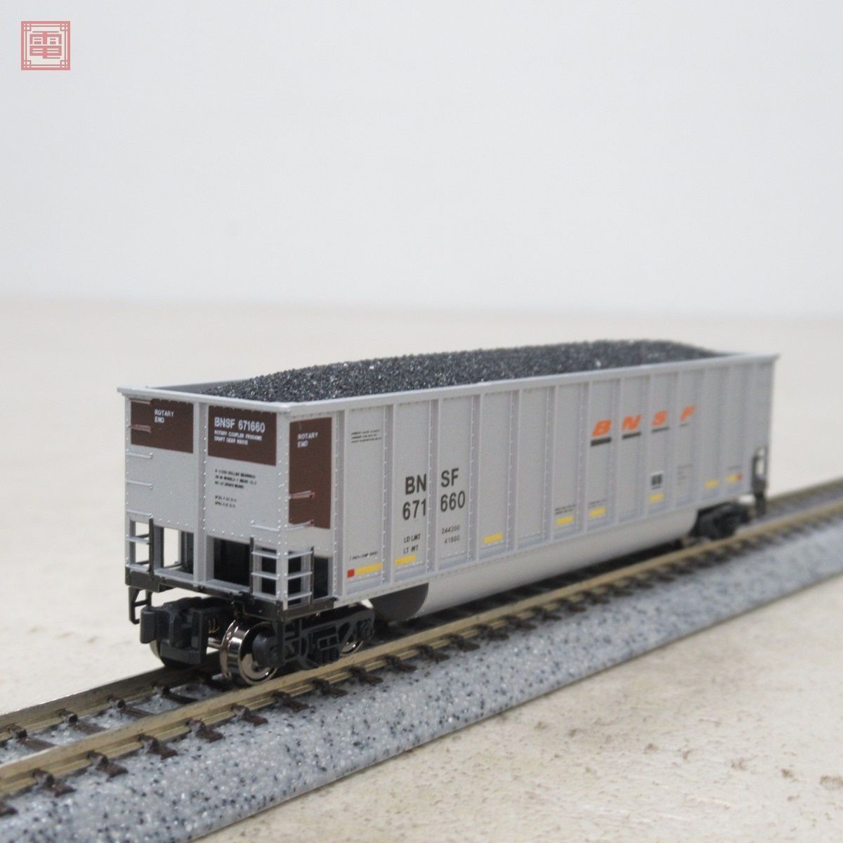 カトー Nゲージ Cupola Caboose BN #11434/BethGon Coalporter BNSF/AC＆F 70t ...