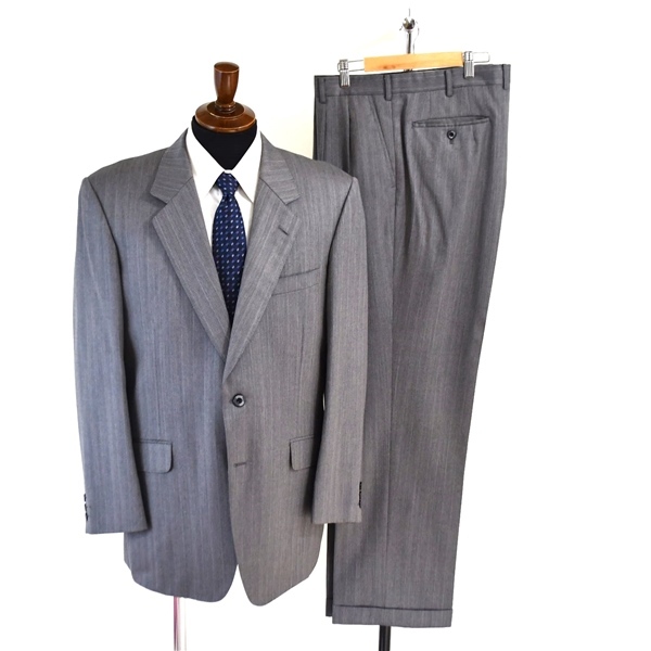 4TJ027 イヴサンローラン YSL 2つボタン シングル スーツ AB7 / L グレー シャドーストライプ 袖口3つ釦 ツータック 春秋冬対応(その他)｜売買されたオークション情報 ...