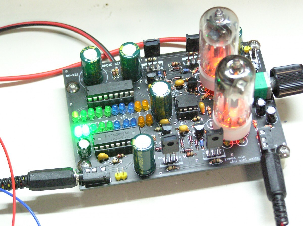 12AV6 twin ヘッドホンアンプ基板 p c b 12AV6+ op amp buffer +2 stage booster Led ...
