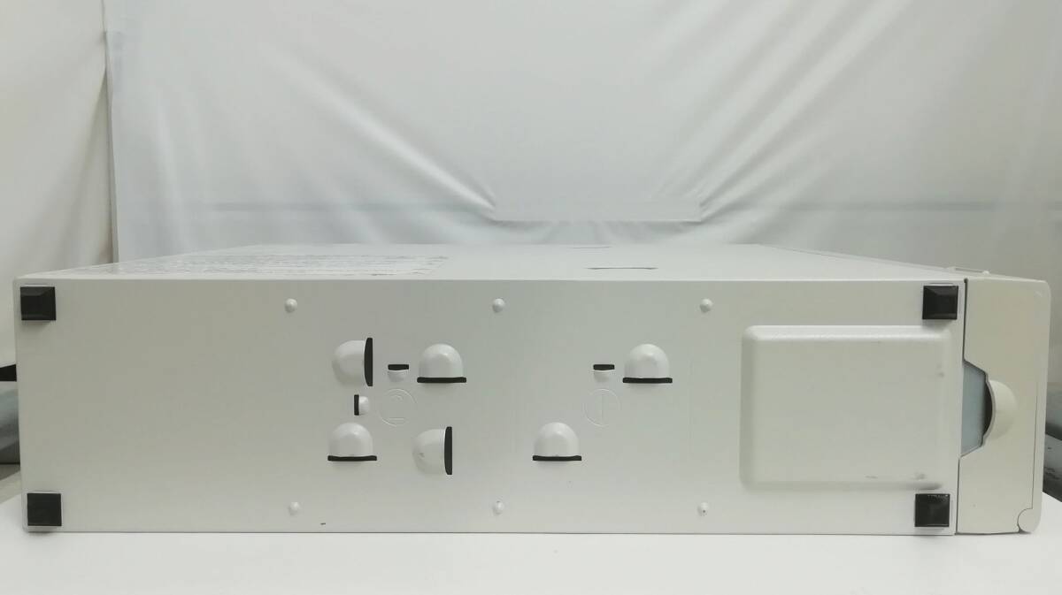 NEC Express5800/T110k-S N8100-2891Y Xeon E 2378 メモリ64GB HDD1.2TB x4 ...