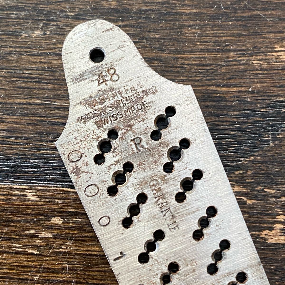 スイス製 Martin fils 時計修理用 大型ネジ切り板 羽子板(時計用工具)｜売買されたオークション情報、yahooの商品情報を ...