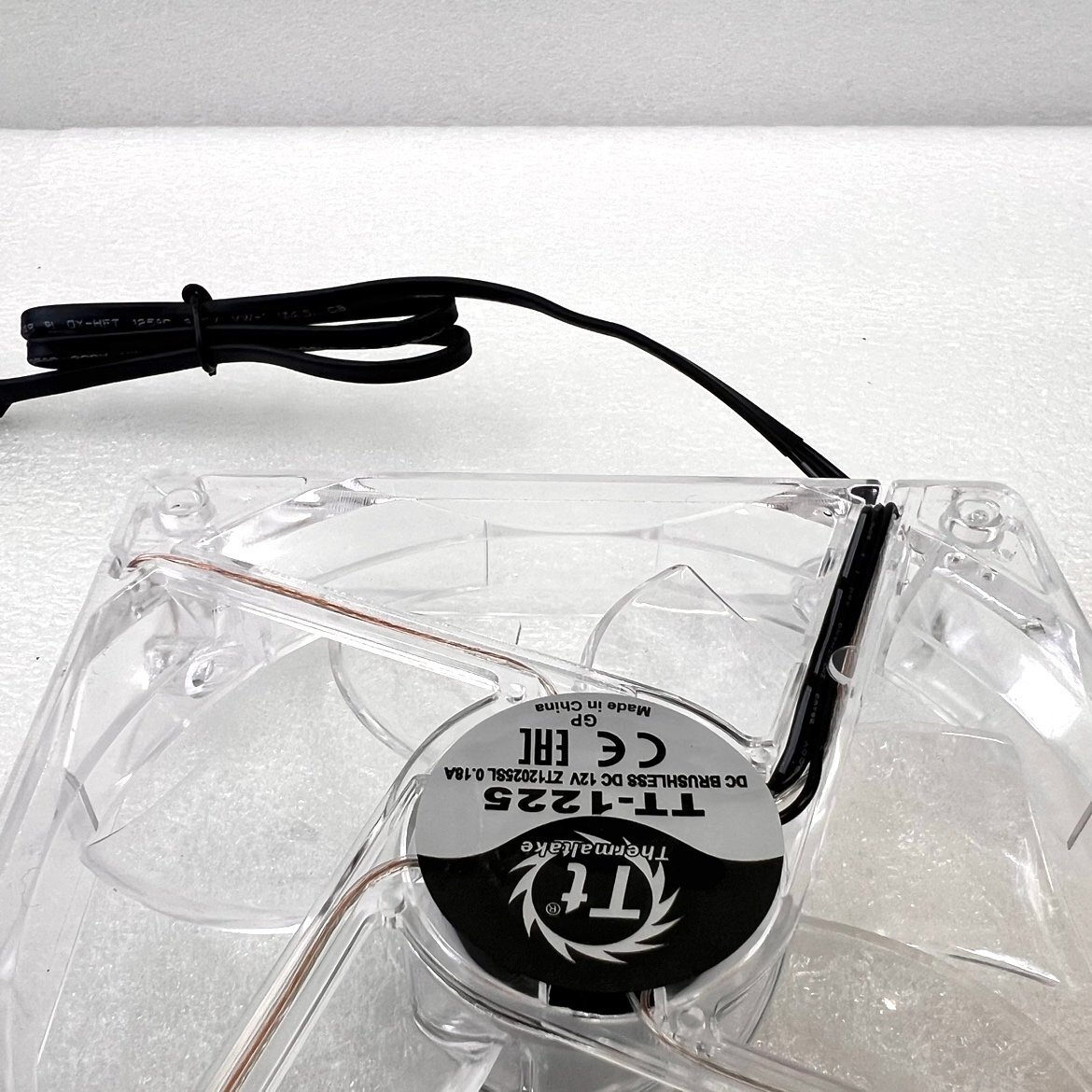 ジャンクパーツ ケースファン Thermaltake 120×120×25mm 3ピン TT-1225 ZT12025SL DC 12V 0.18A 6個セット 6901 ...