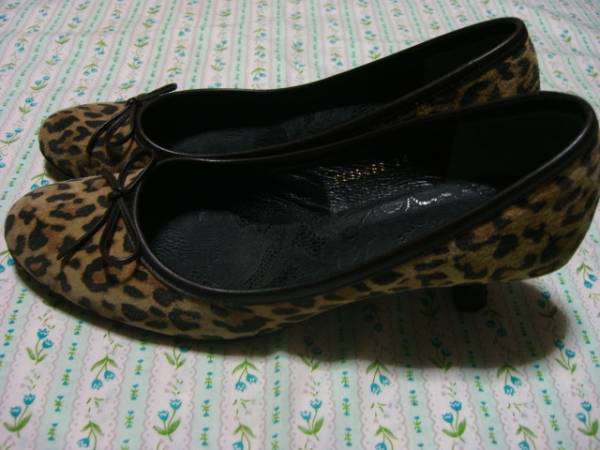 本物 eizo-collection Vue ヒョウ柄 パンプス 24㎝(その他)｜売買されたオークション情報、yahooの商品情報をアーカイブ公開 - オークファン（aucfan.com）