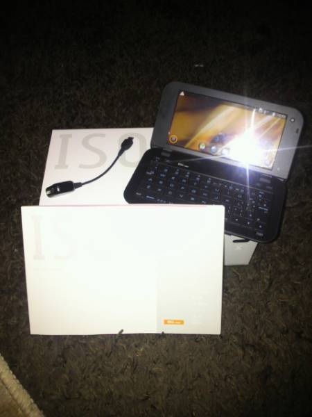 IS01 auスマートフォン(シャープ)｜売買されたオークション情報、yahooの商品情報をアーカイブ公開 - オークファン（aucfan.com）