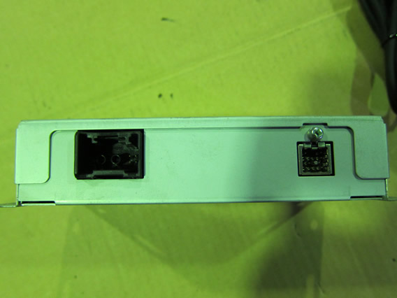 BMW 純正オプション Ipodインターフェース MINI R56(BMW用)｜売買されたオークション情報、yahooの商品情報をアーカイブ ...