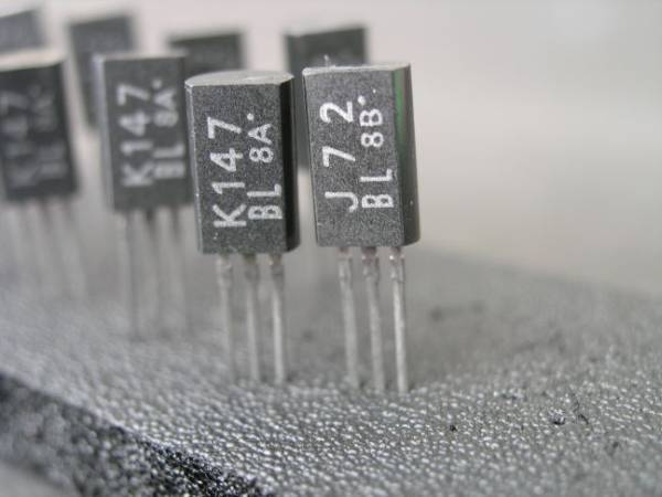 FET 2SJ72 2SK147 6ペア 計12個(アマチュア無線)｜売買されたオークション情報、yahooの商品情報をアーカイブ公開 ...