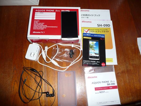 docomo SHARP SH-09D AQUOS PHONE ZETA White 出品者送料負担(シャープ)｜売買されたオークション情報、yahooの商品情報をアーカイブ公開 ...