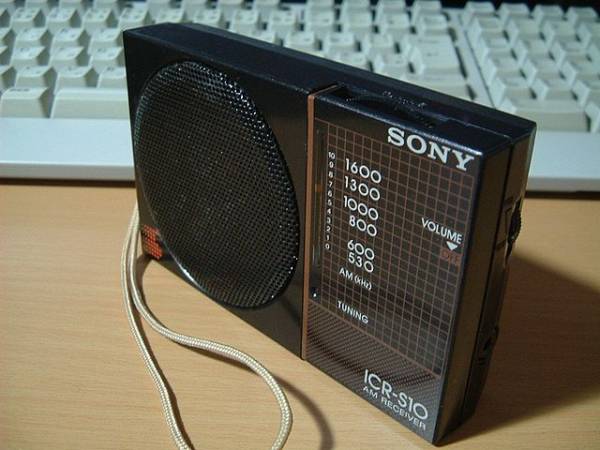 SONY AMラジオ ICR-S10(一般)｜売買されたオークション情報、yahooの商品情報をアーカイブ公開 - オークファン（aucfan ...