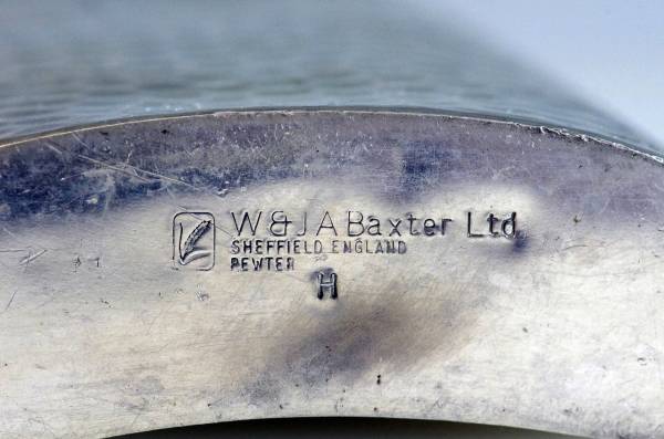 @文50 イギリス ピューター WBJA Baxter(酒器)｜売買されたオークション情報、yahooの商品情報をアーカイブ公開 ...