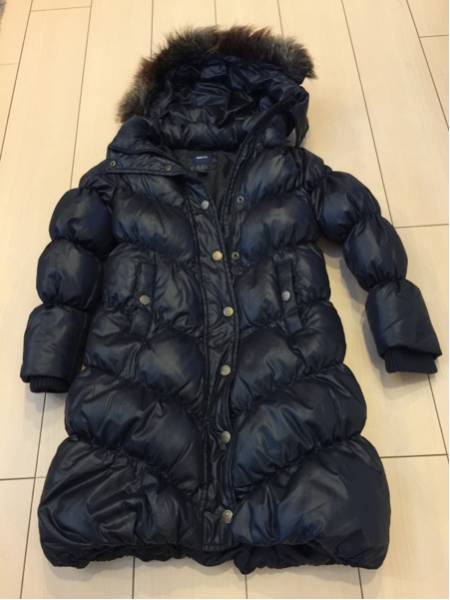 GAP ギャップ 130サイズ 140 ダウンコート 黒(130（125～134cm）)｜売買されたオークション情報、yahooの商品情報をアーカイブ公開 - オークファン（aucfan.com）