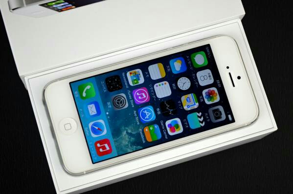 SOFTBANK iPhone5 16GB(iPhone 5)｜売買されたオークション情報、yahooの商品情報をアーカイブ公開 - オークファン（aucfan.com）