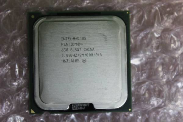 Pentium 4 630 SL8Q7 3GHz/2M/800MHz/PLGA775 12/13.6(Pentium 4)｜売買されたオークション情報、yahooの商品情報をアーカイブ公開 ...