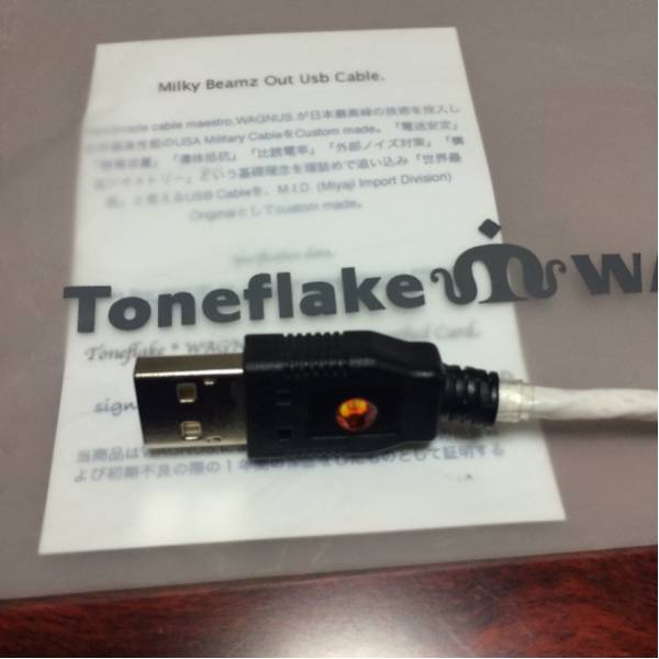 Toneflake WAGNUS. Milky Beamz Out USBケーブル 0.5m(デジタルケーブル)｜売買されたオークション情報 ...